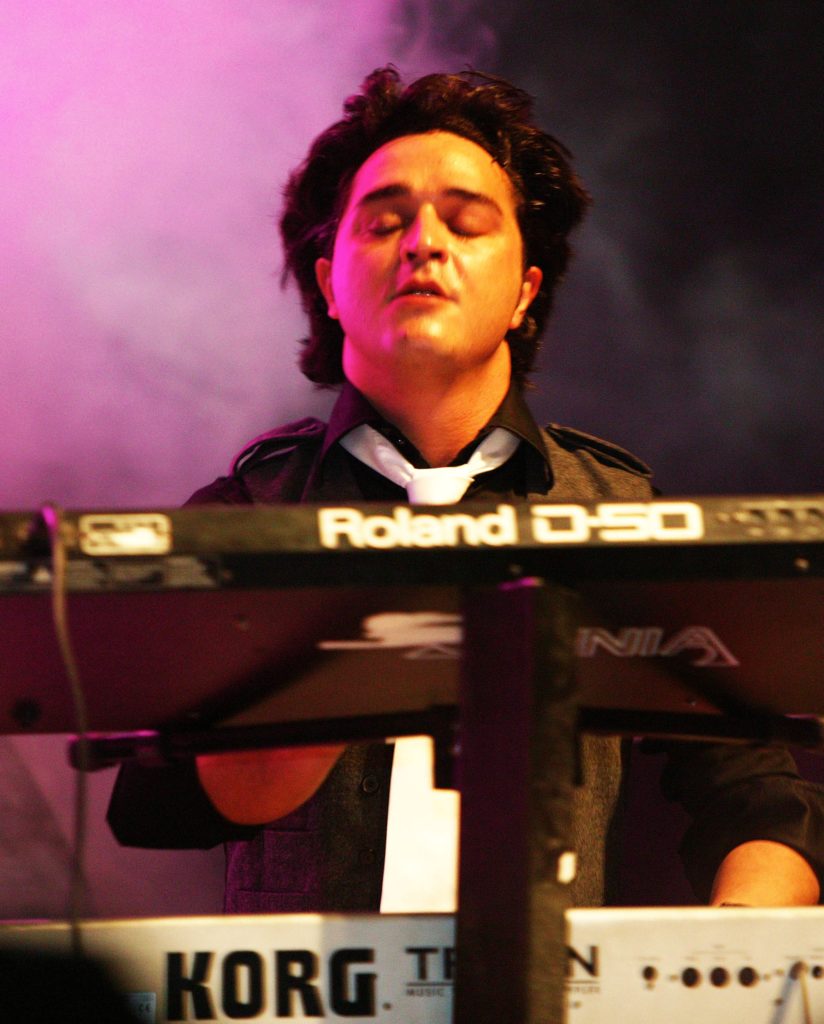 Afshin - Iranian Pop Singer | Afshinmusic.com